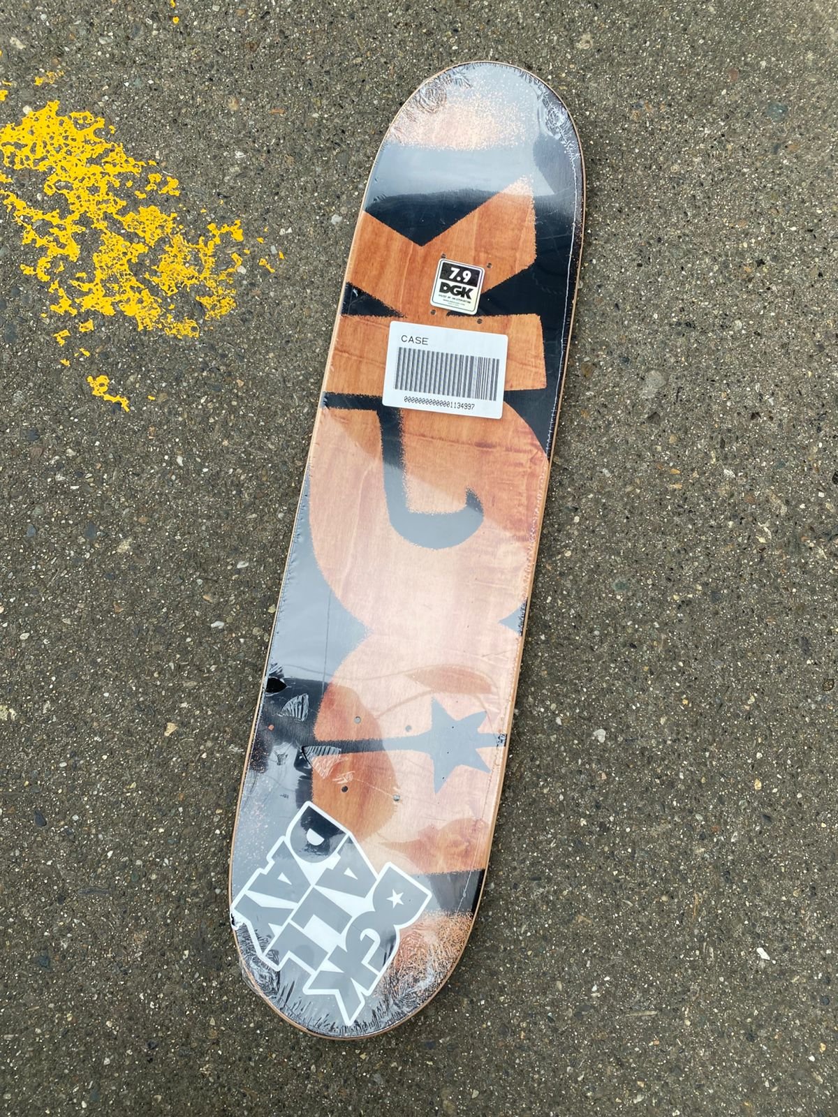 Tabla DGK - Gold logo 7.9 - ActivoSkateShop